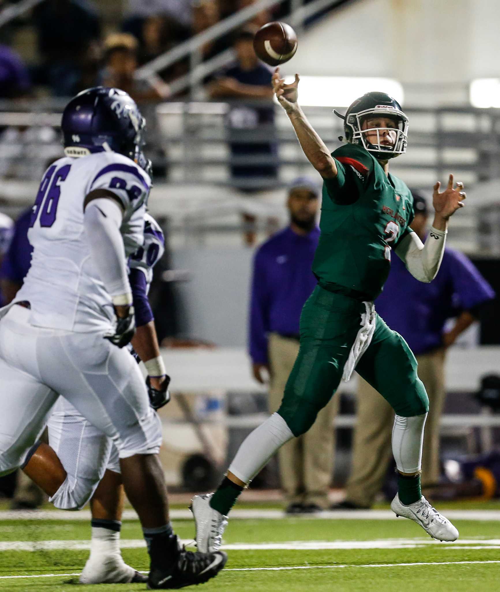 Eric Schmid puts up six touchdowns to propel The Woodlands over Lufkin