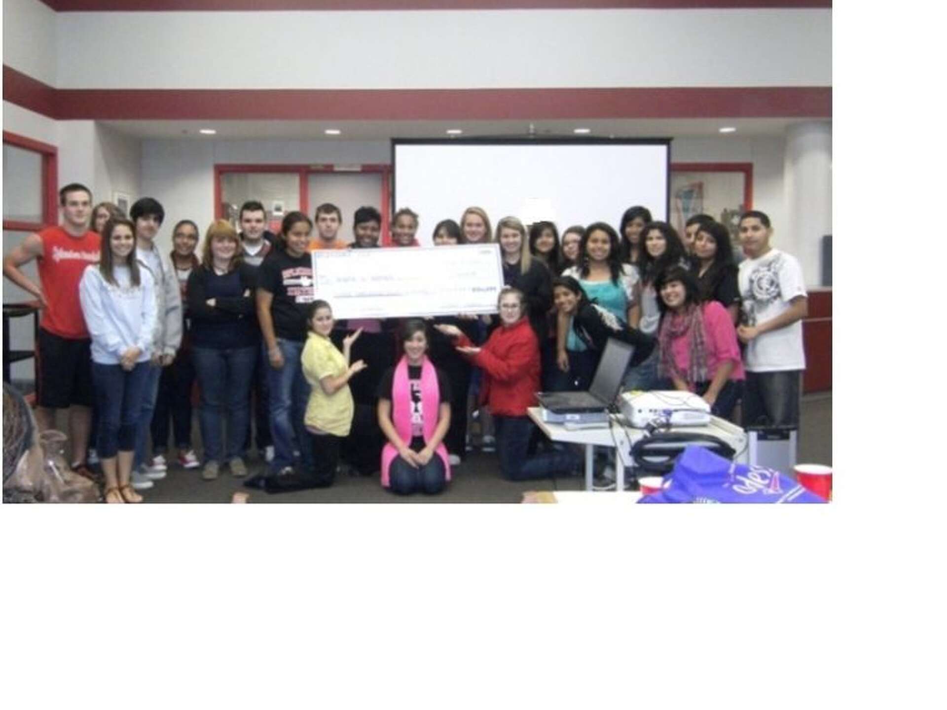 Splendora High School’s Student Council’s Battle of the Bell Goes Pink ...