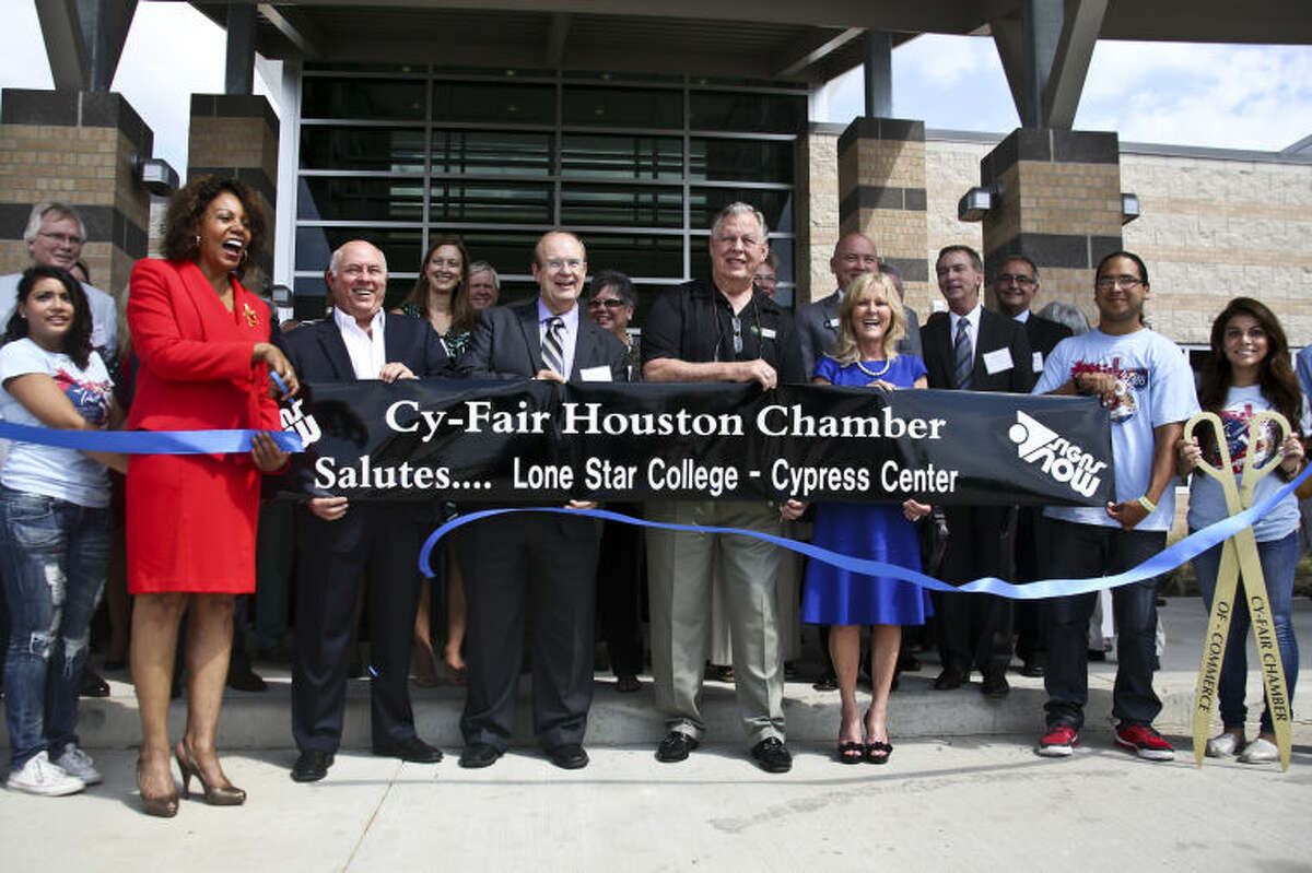 Lone Star College opens new Cypress Center