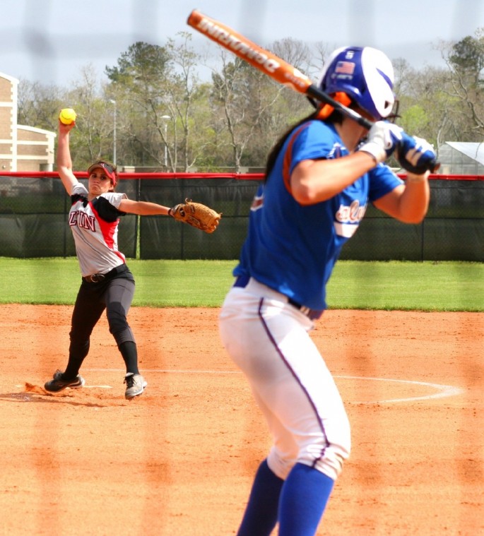 Lady Dolphins take two in first home series