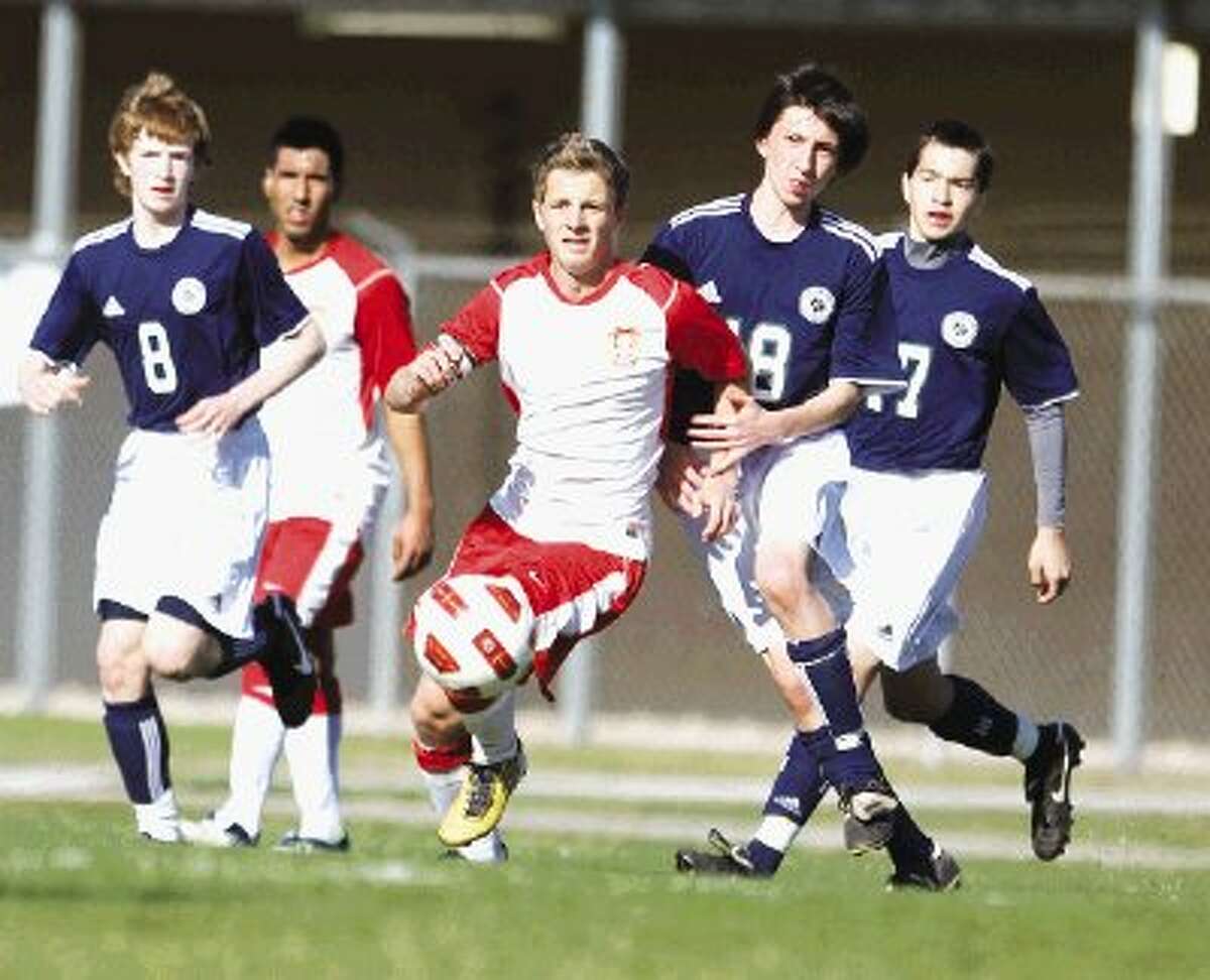 Tomball boys has new coach, players after deep soccer playoff run in 2011