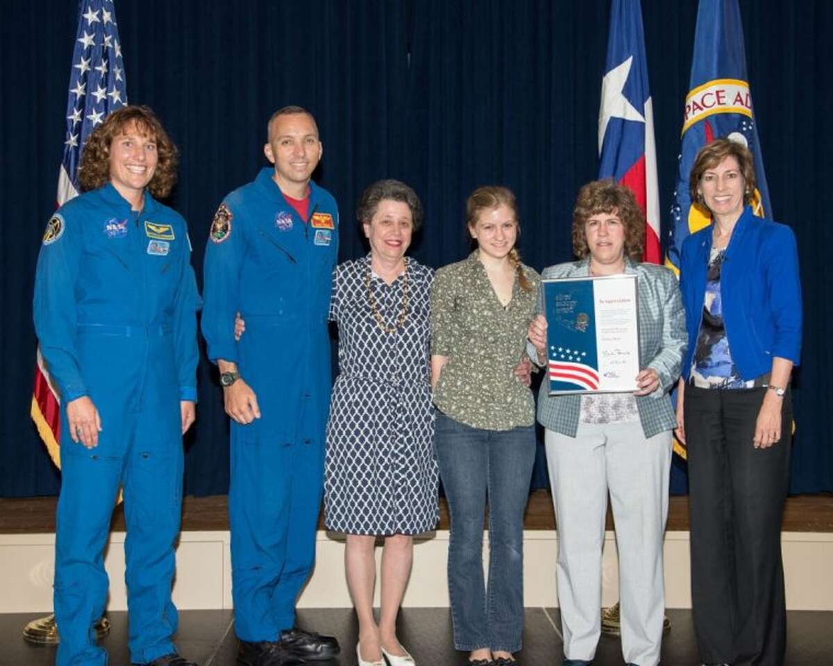 Barrios space station contract employees awarded NASA’s coveted Silver ...