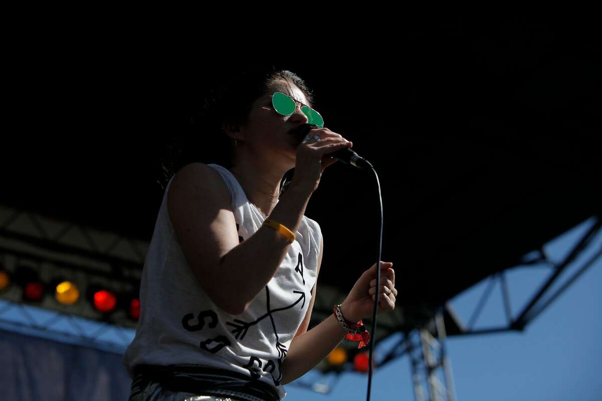 Cake lead singer John McCrea offers charged commentary at Hardly ...