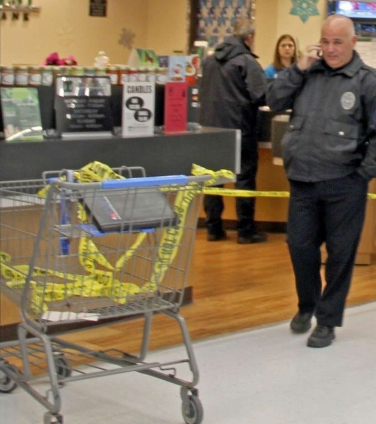 Police investigating armed bank robbery inside east Pearland Wal-Mart