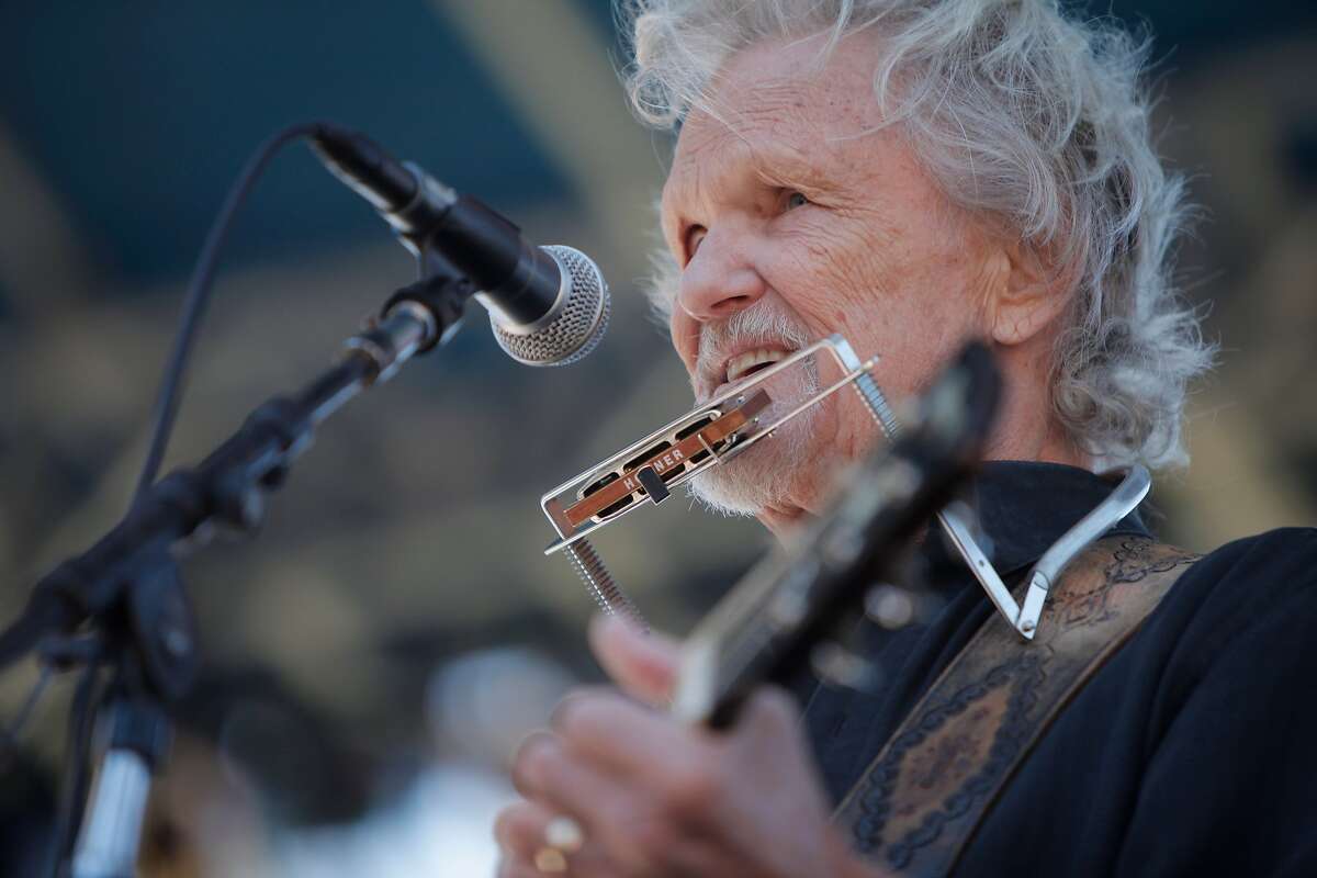 Cake lead singer John McCrea offers charged commentary at Hardly ...