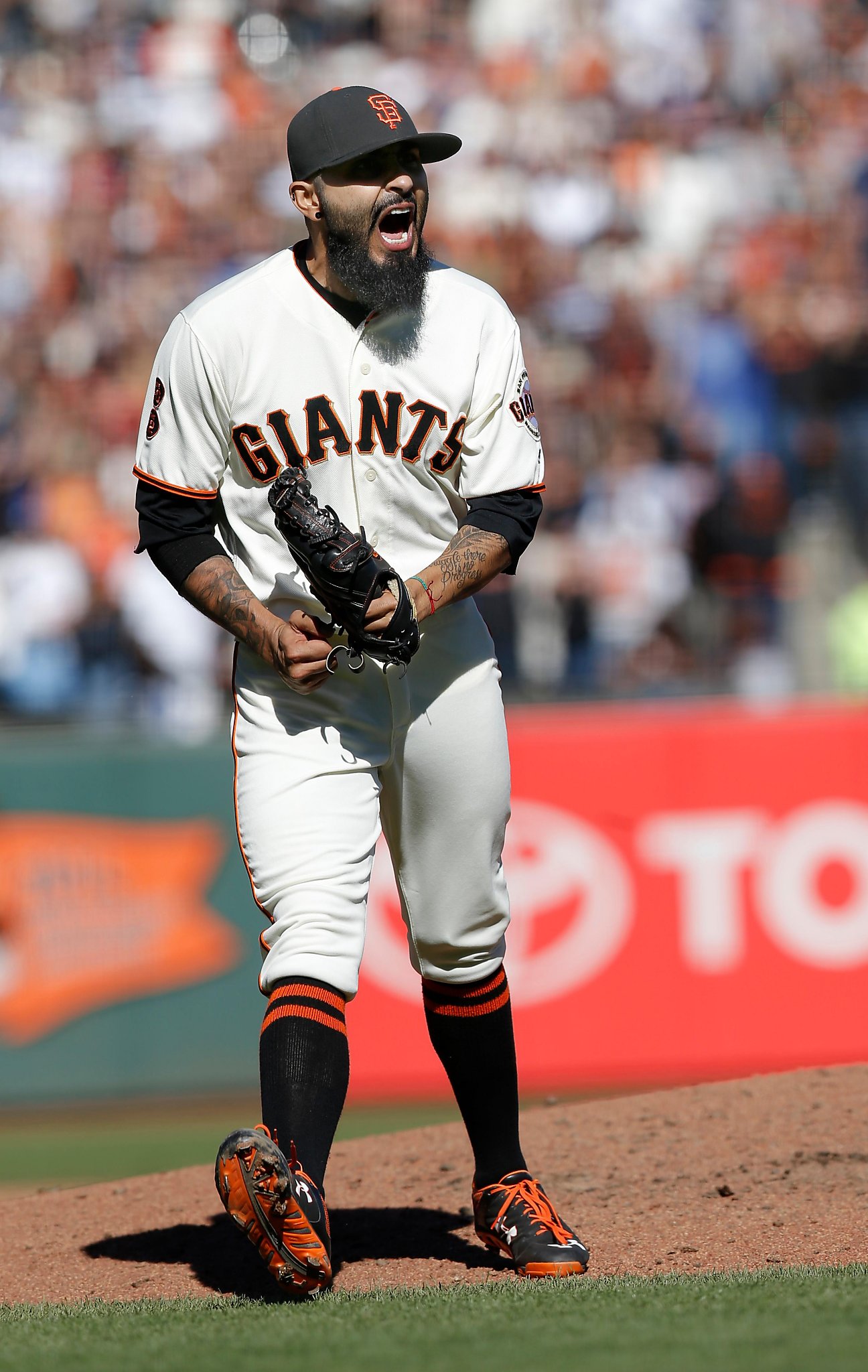 Schulman: My take on Sergio Romo going to the Dodgers