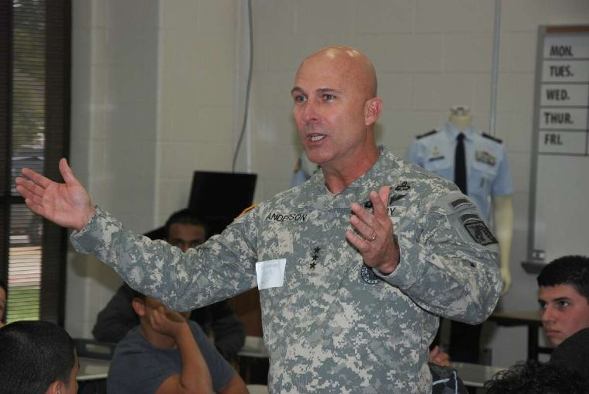 Three-star Army general visits Jersey Village HS