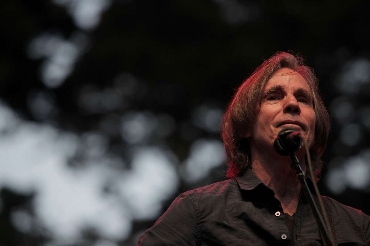 Cake lead singer John McCrea offers charged commentary at Hardly ...