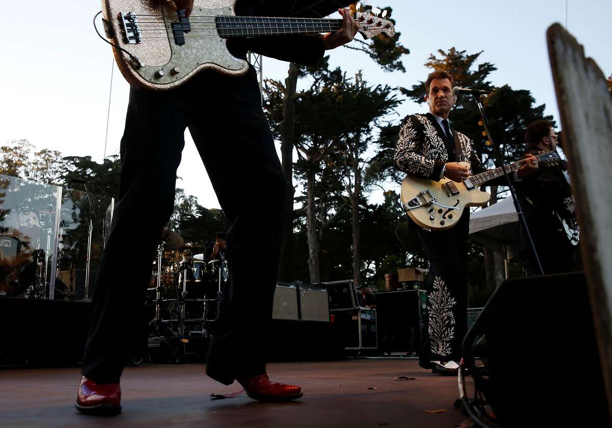 Cake lead singer John McCrea offers charged commentary at Hardly ...