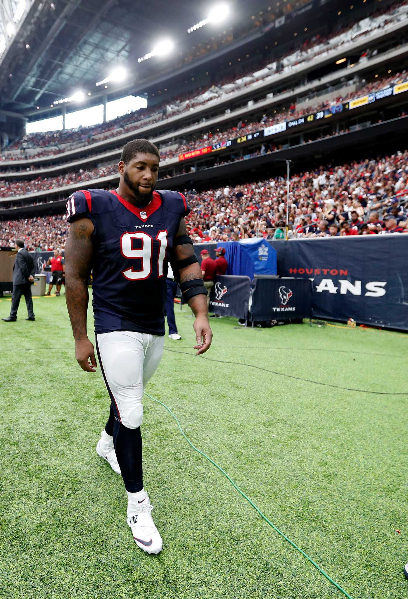 Texans place DE Devon Still on IR, promote Brandon Dunn