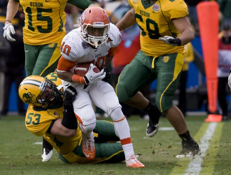 COLLEGE FOOTBALL: Sam Houston's Williams named CSN All-American