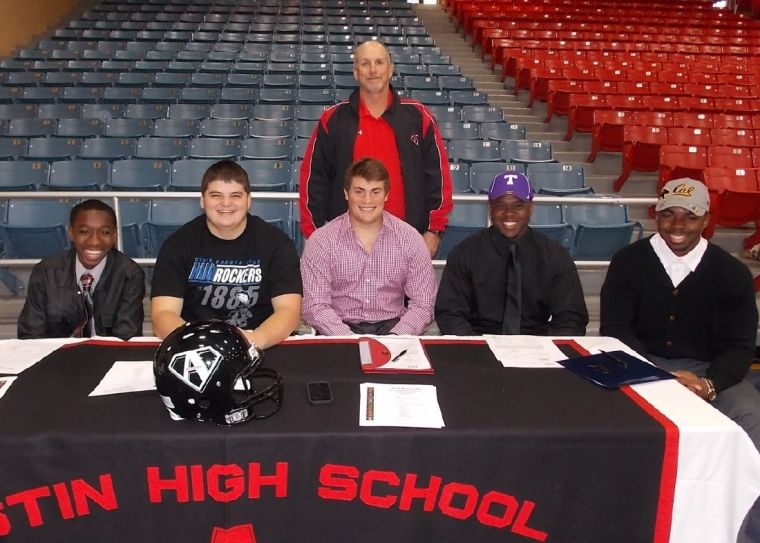 FBISD football players celebrate signing day