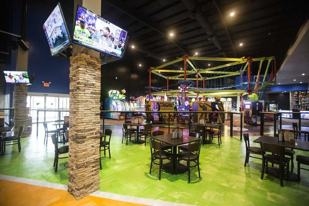 Humble's MaxBowl North wraps up renovation project