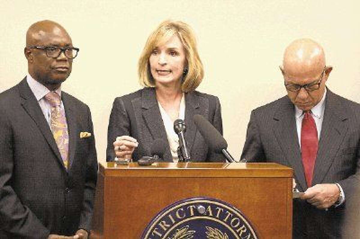 Harris County DA gives $1.9 million to HCSO, HPD for body cameras