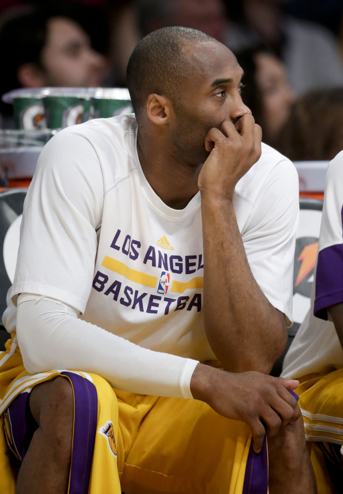 NBA: Kobe Bryant to have shoulder surgery, likely out for season