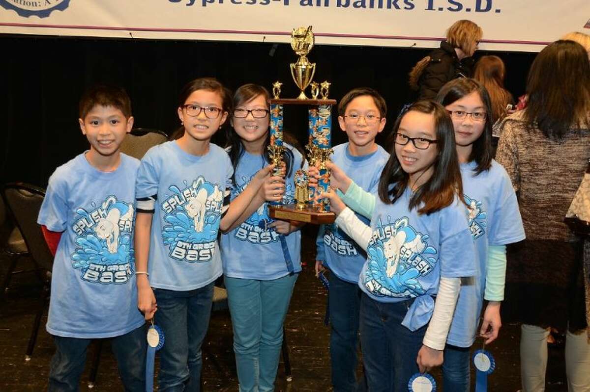 Postma ES students win Name That Book contest