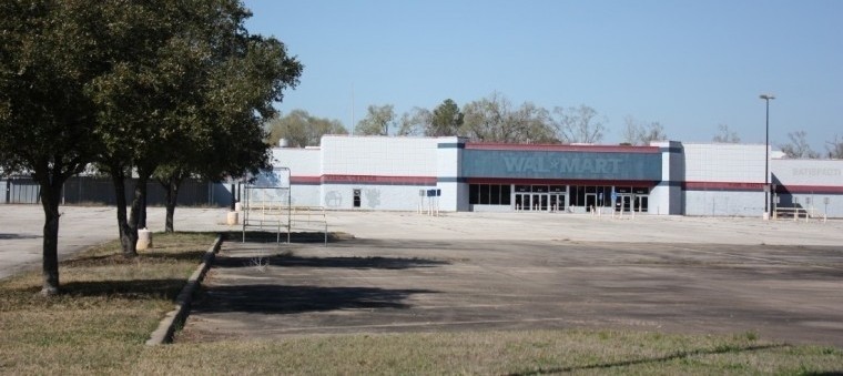 County-owned old Walmart building in Liberty still for sale