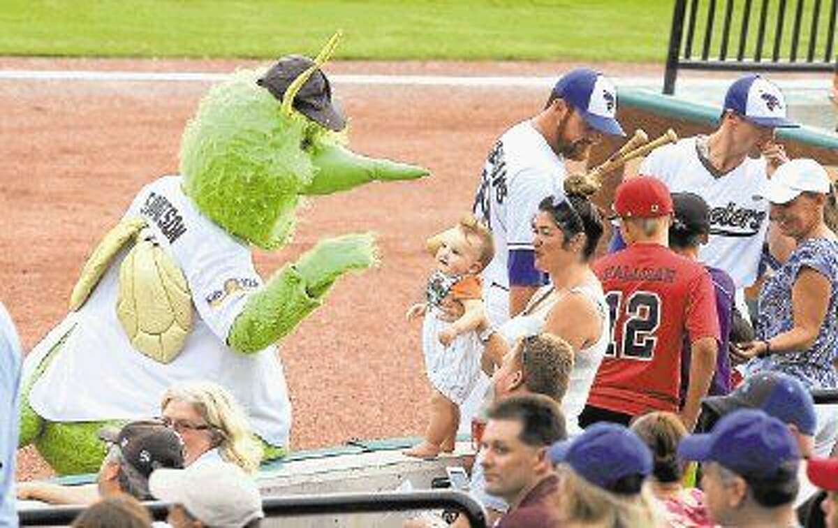 Skeeters offer contracts to fans, announce promotions