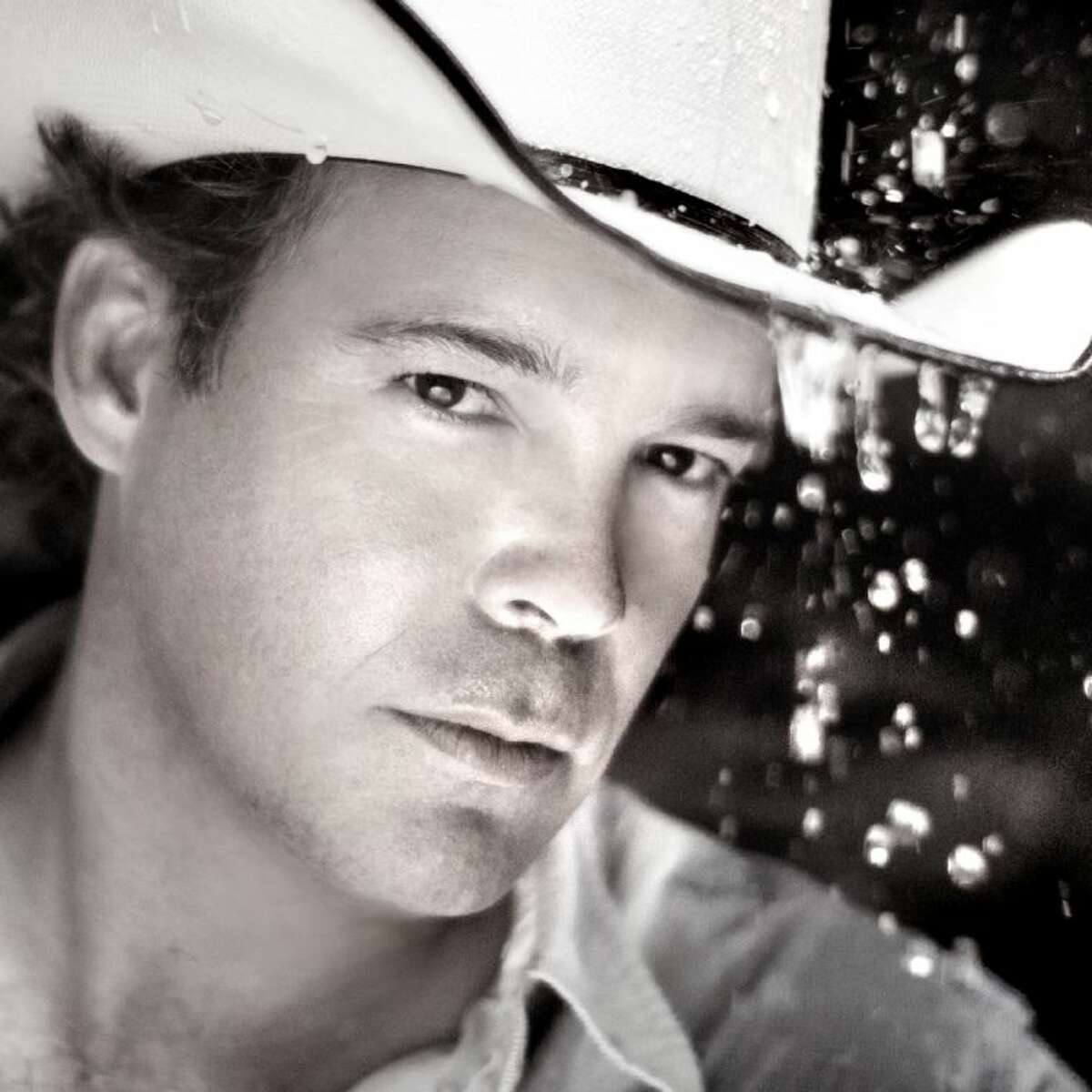 Join country music star Clay Walker for the latest on multiple sclerosis