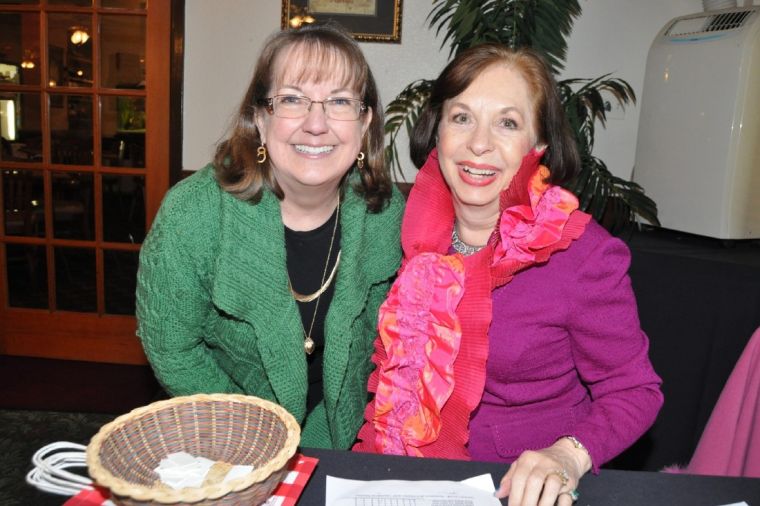 Pasadena Rotary Anns hold March meeting