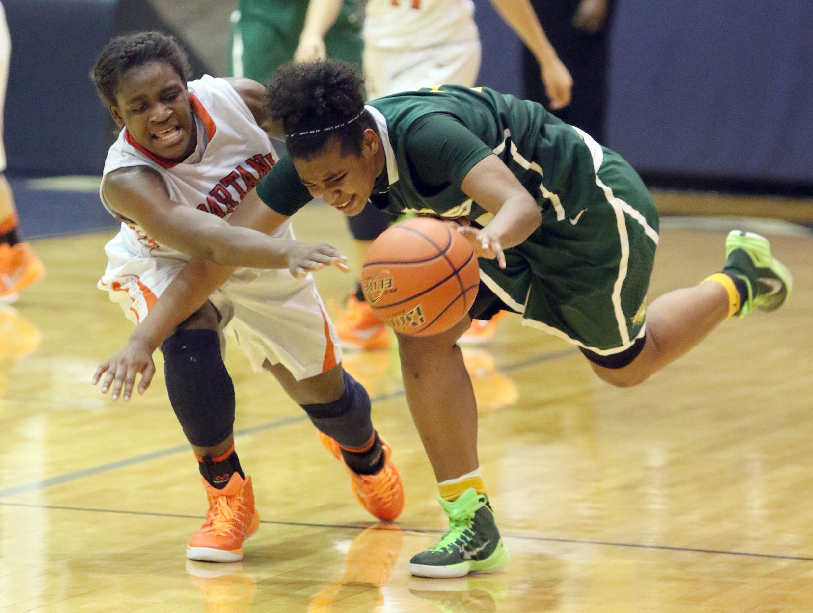 Strong second half leads Seven Lakes past Cy Falls
