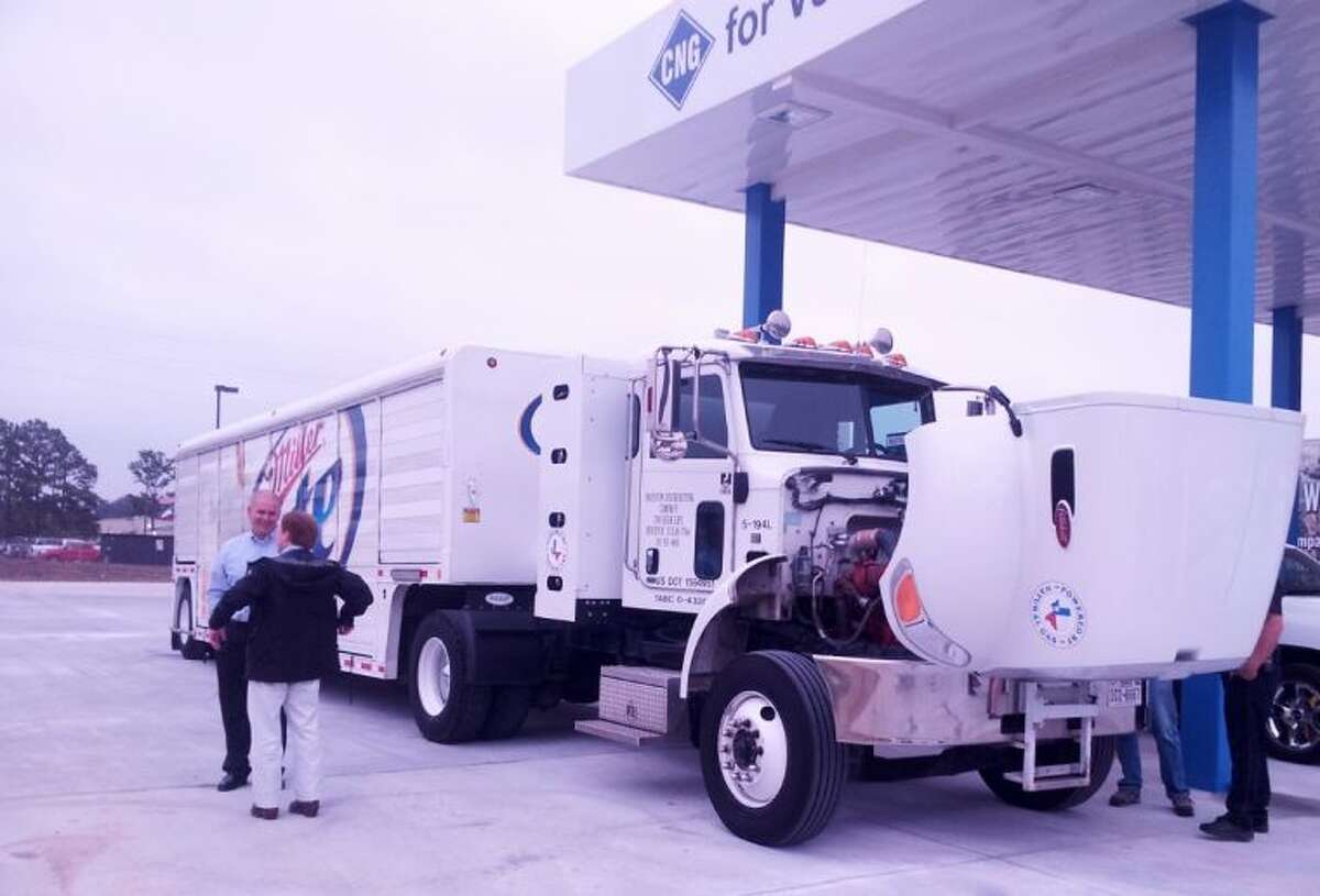 Natural gas fueling station opens in NW Harris County