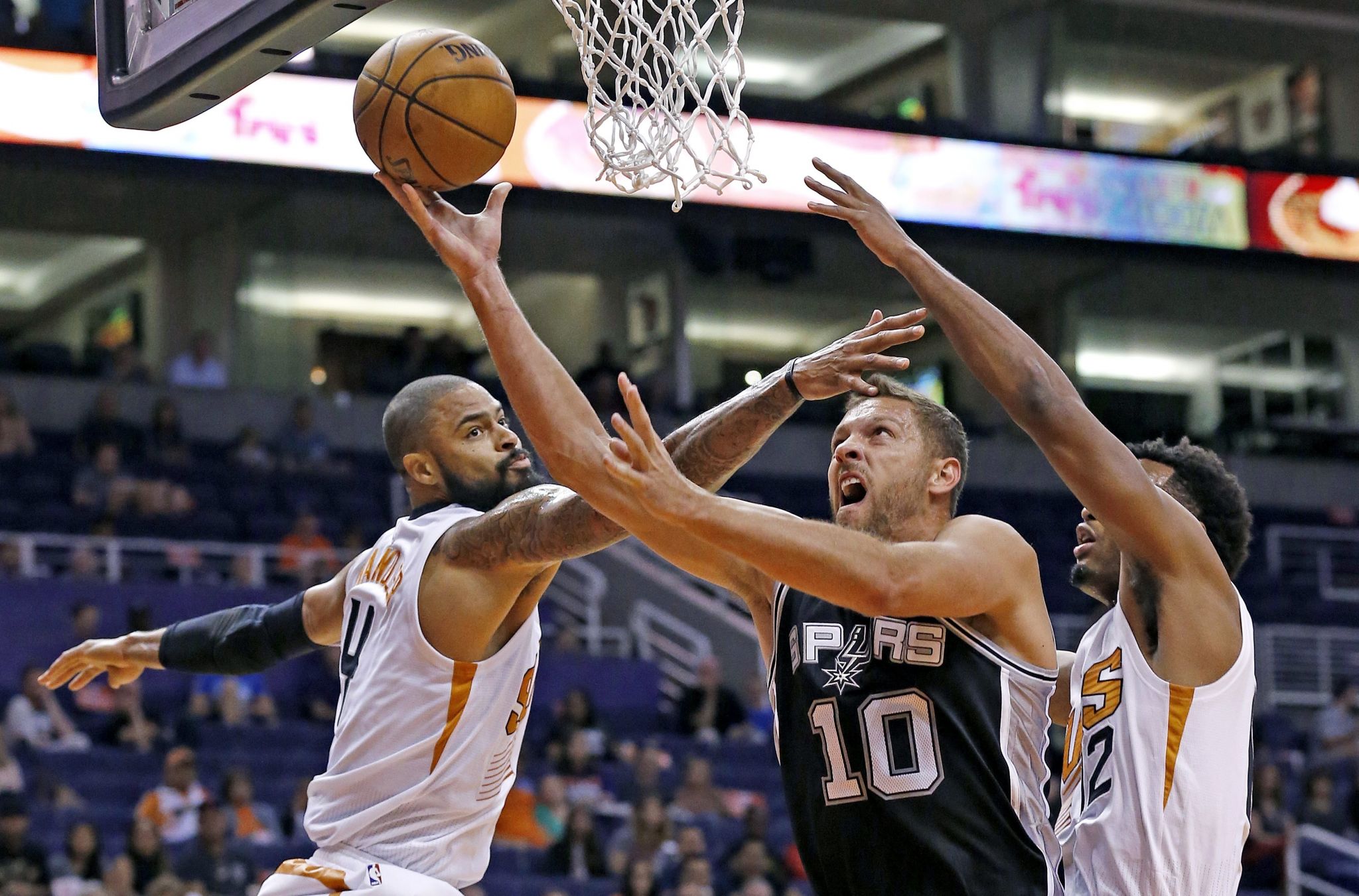 Highlights from last night's Spurs-Suns game