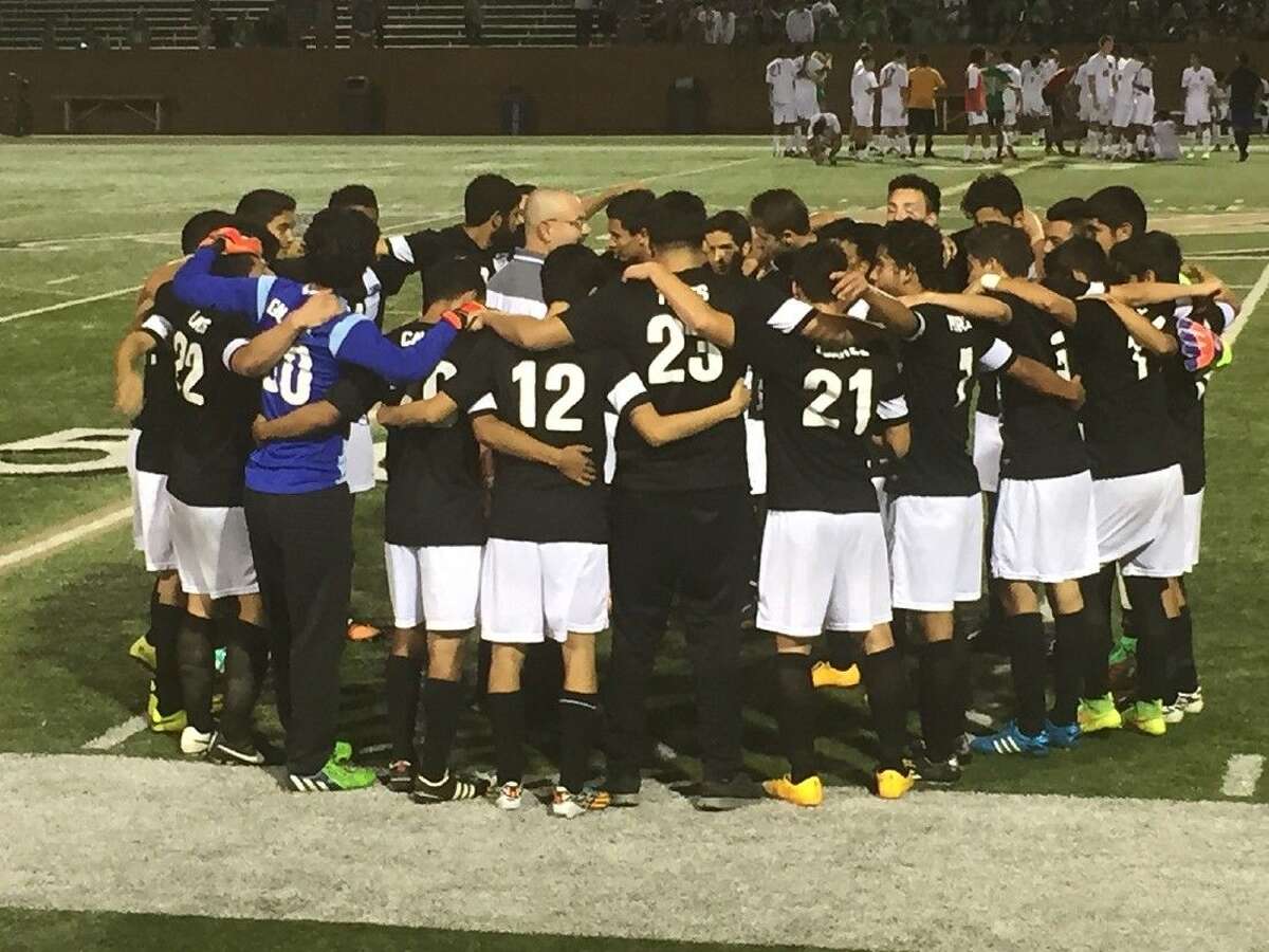 Cypress Ridge boys advance in soccer playoffs