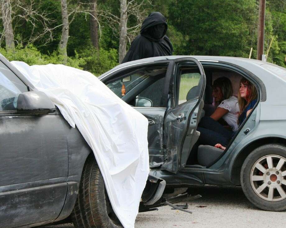 Mock accident shows real consequences of drunk driving - Houston Chronicle