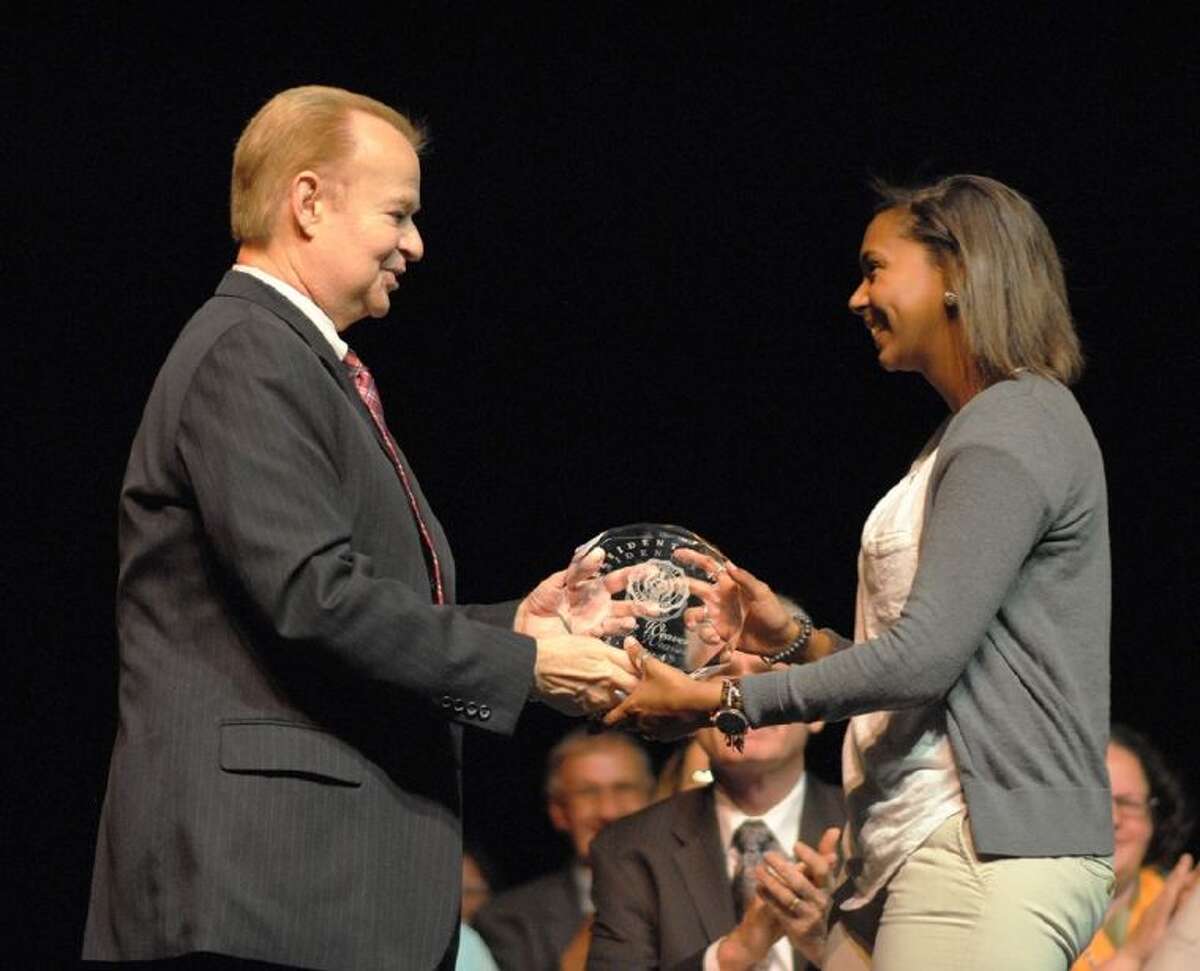 ACC recognizes students on Awards Day