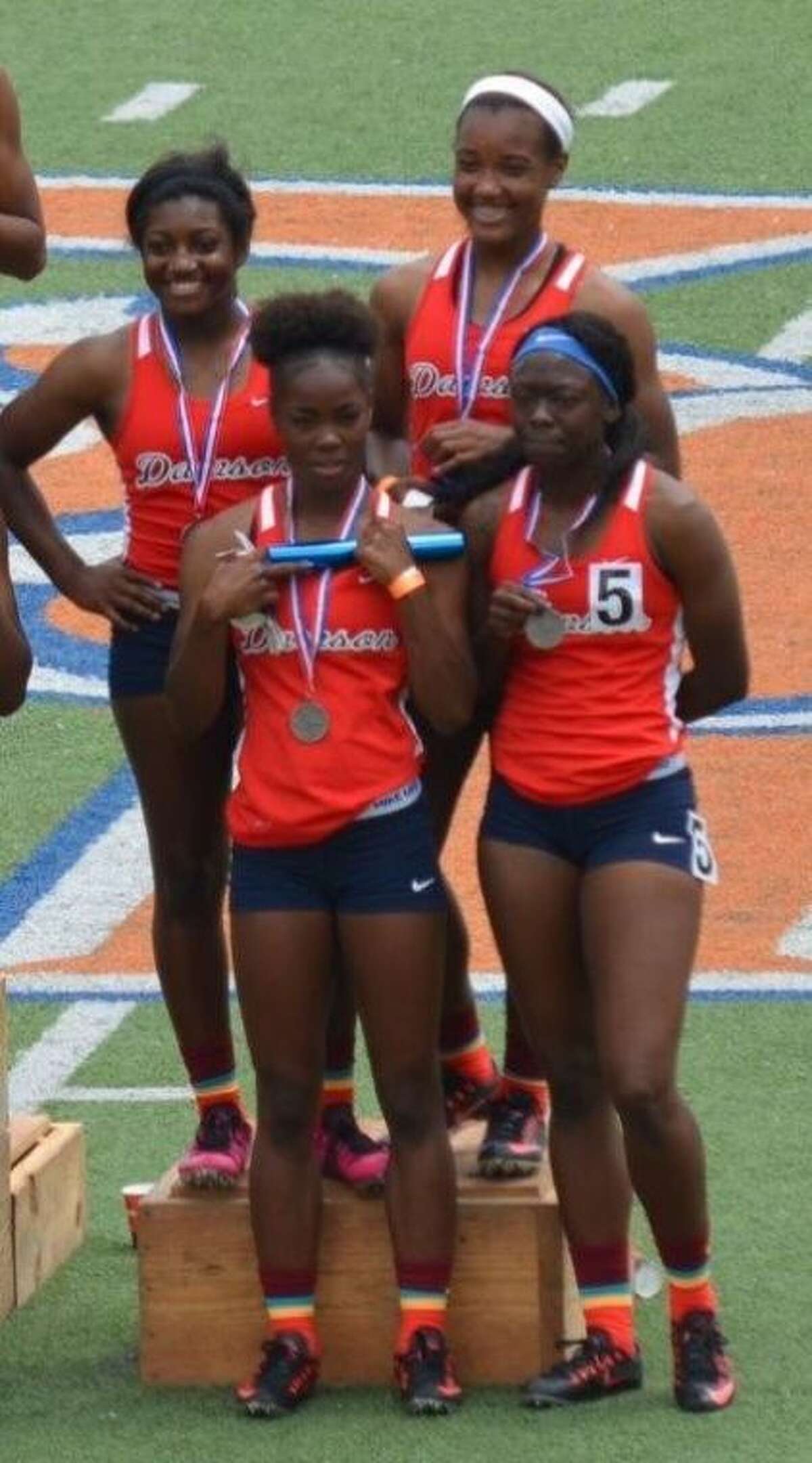 State track: Dawson 400-relay eyes title