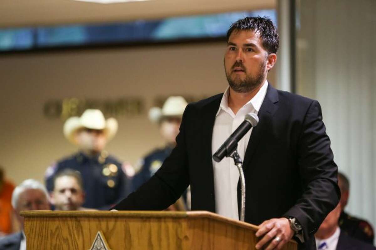 ‘Lone Survivor’ Luttrell joins HCSO to honor fallen officers, soldiers