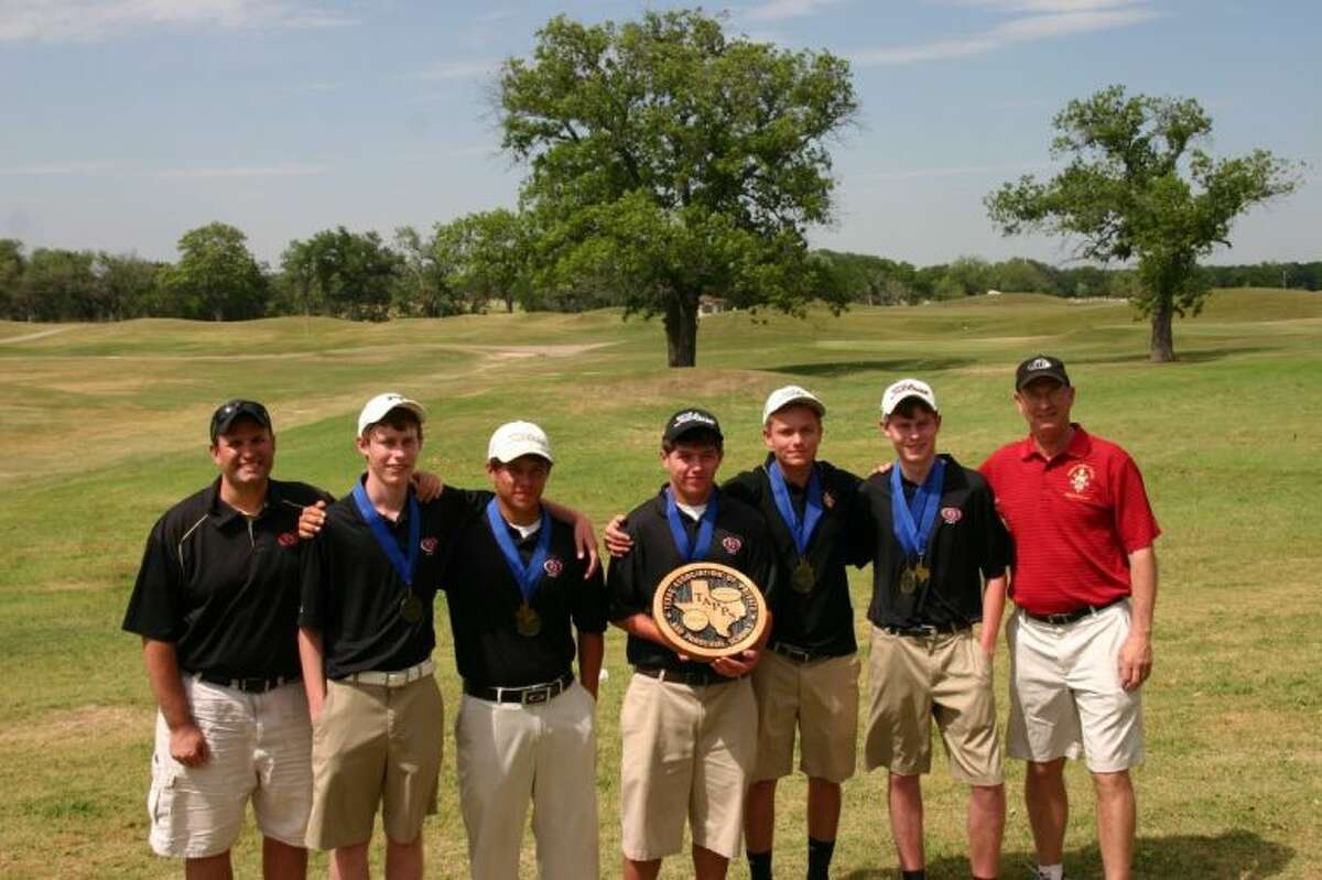Pope John XXIII earns first TAPPS state golf championship