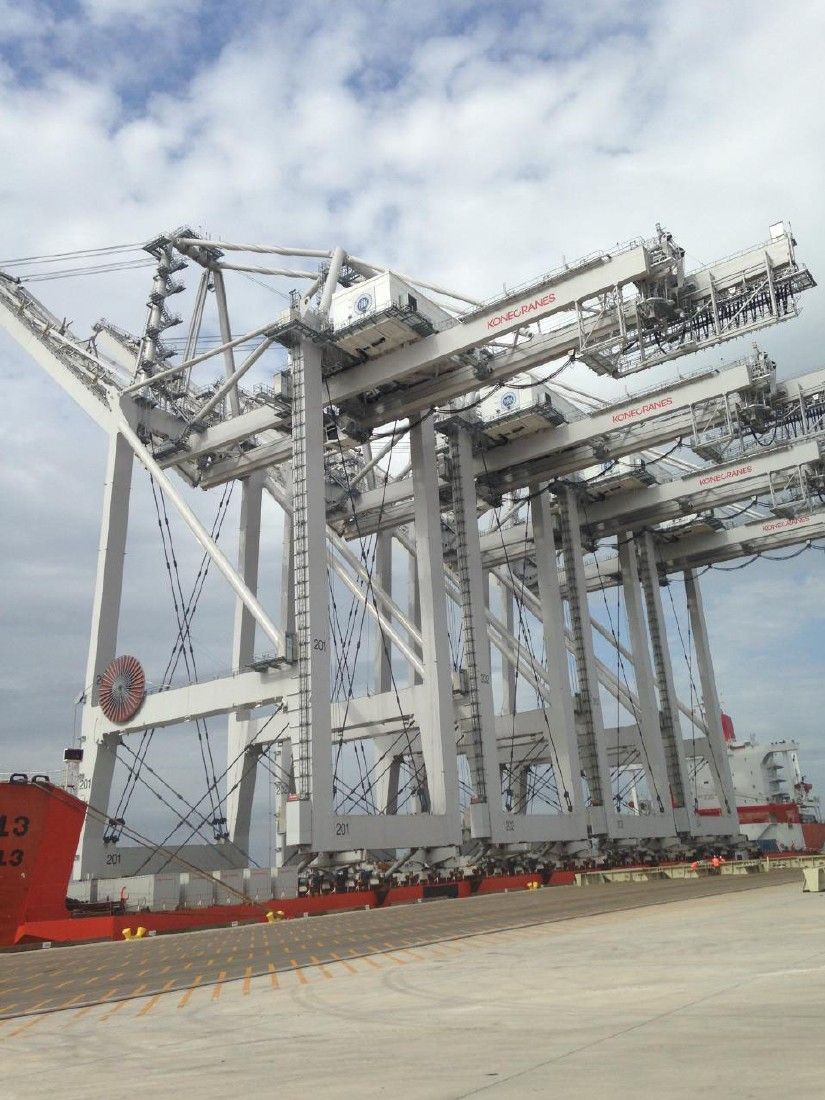 Arrival of four new Super Post-Panamax Cranes make beginning of a new ...