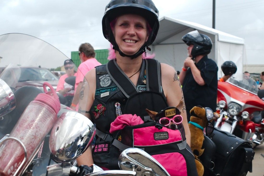 Bikers roll against breast cancer