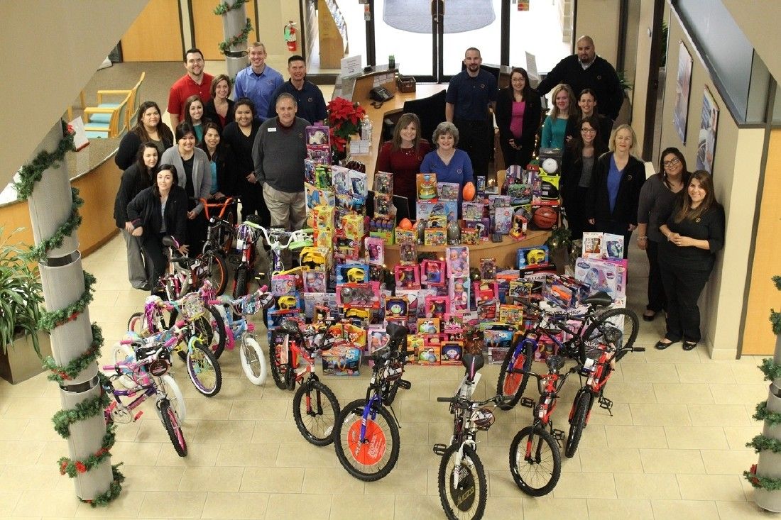 Credit Union employees give back to the community