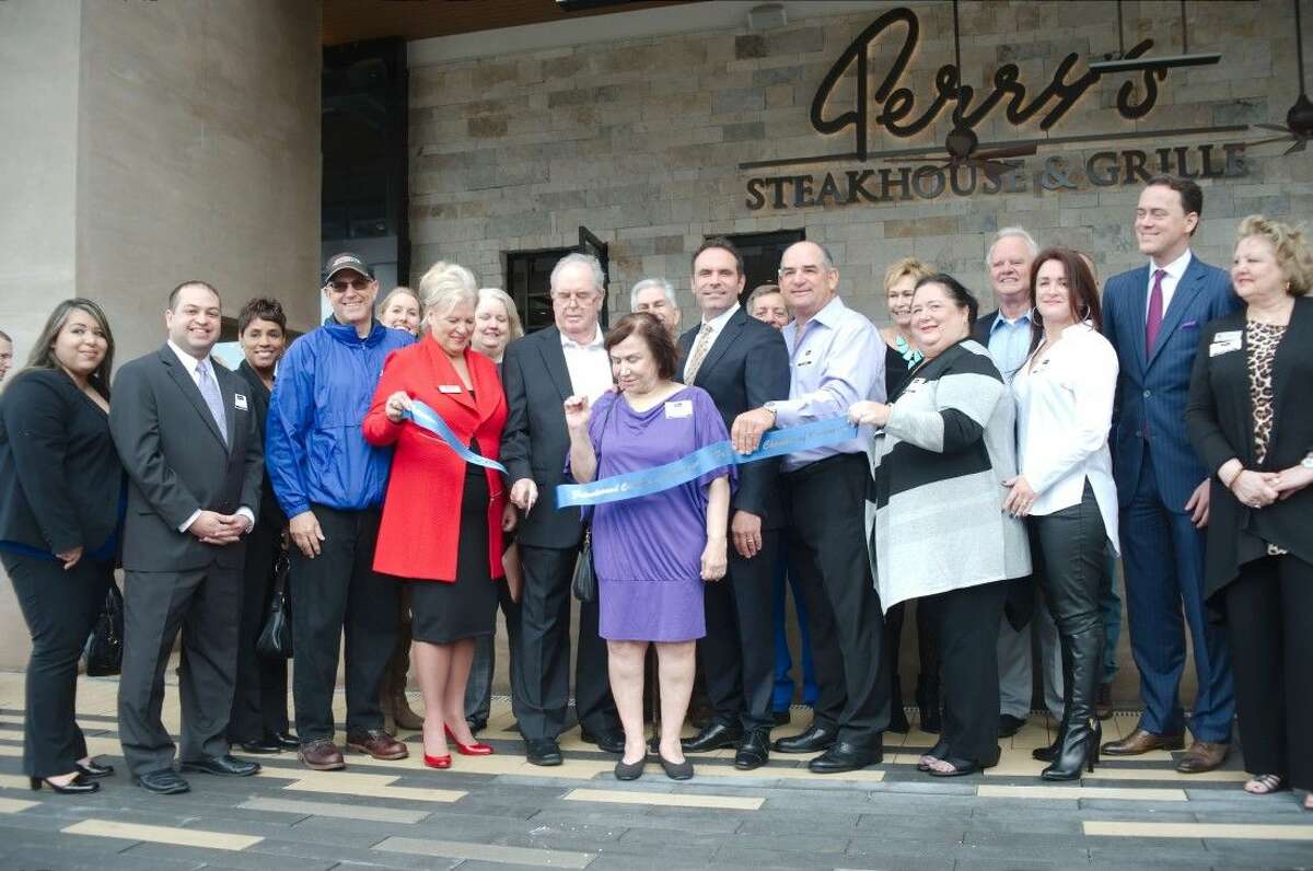 Perry’s Steakhouse & Grille opens at Baybrook Mall