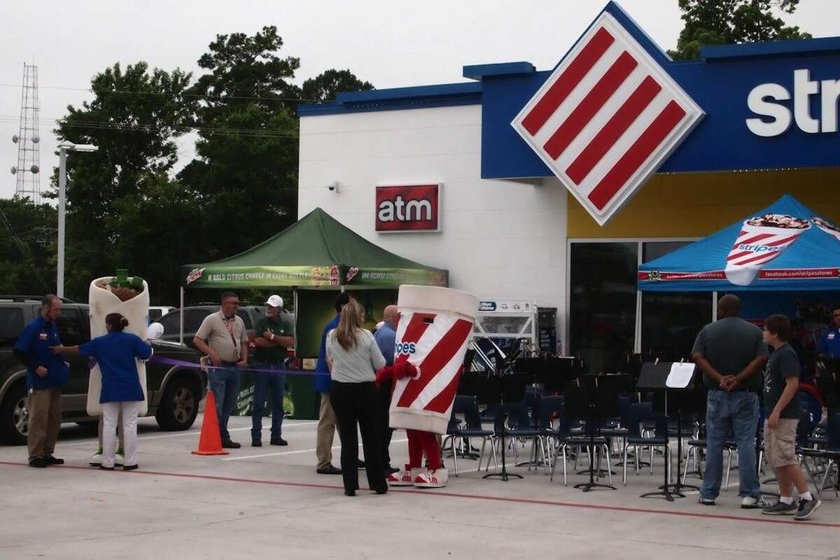 Stripes opens new convenience store in Dayton