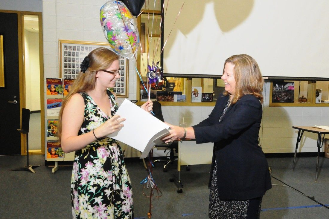 Klein Oak High School senior receives Student Hero Award