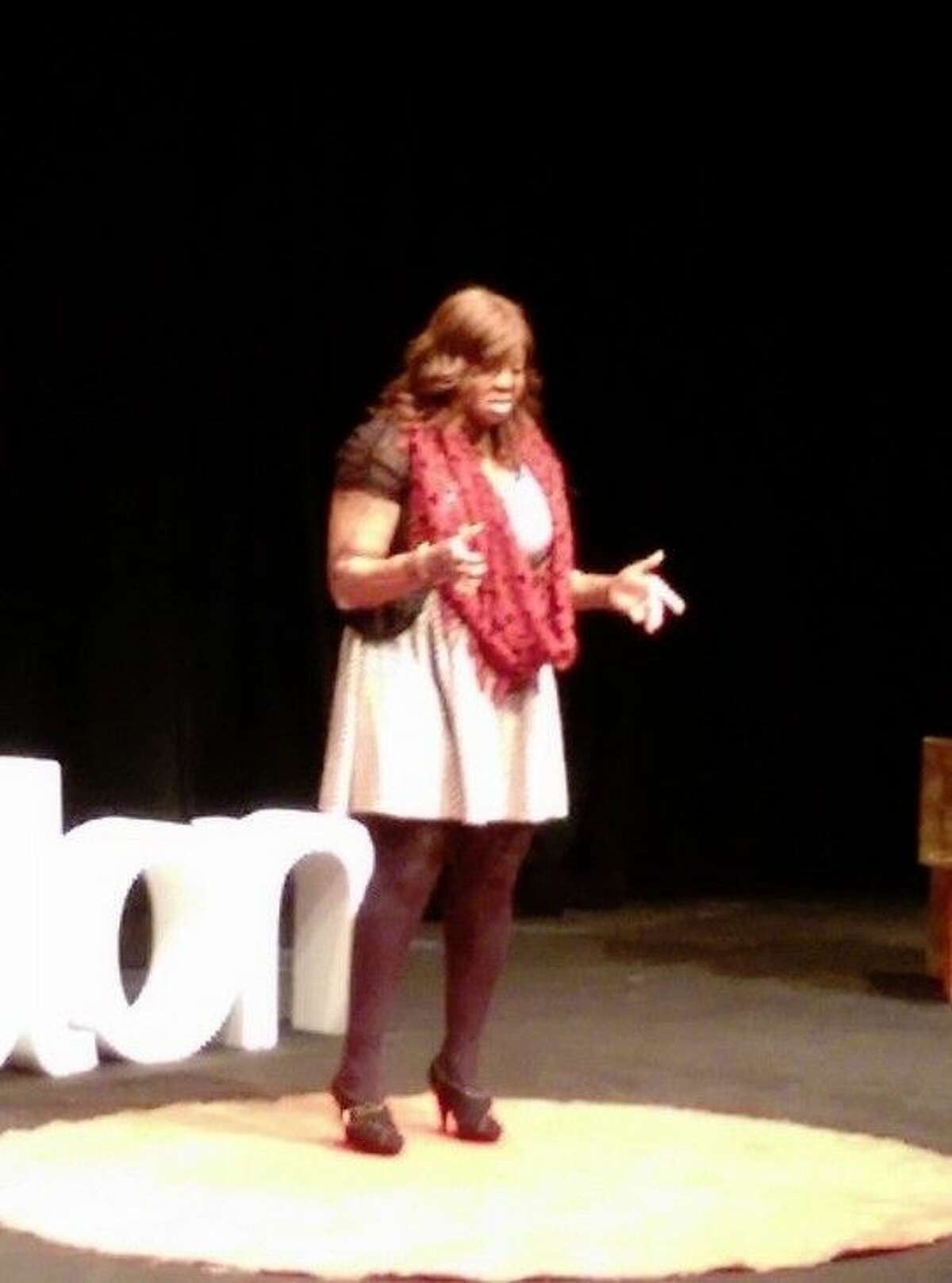 Pearland's Kechi Okwuchi embraces musical dreams after 'America's Got ...