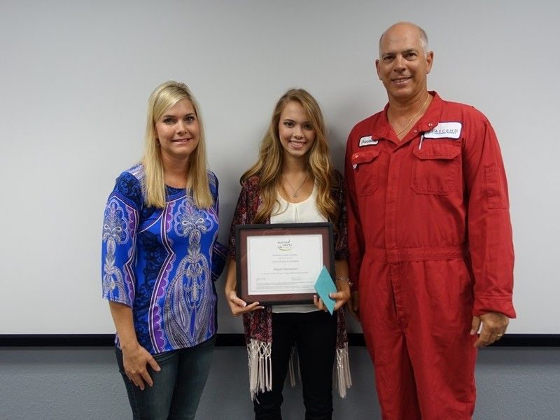 Two Friendswood students receive scholarships from Ascend