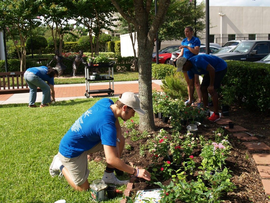 ExxonMobil Community Summer Jobs interns work to benefit Bo’s Place