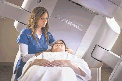 Hospital unveils new TrueBeam linear accelerator for cancer treatment