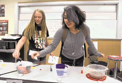 Texas touts schools serving low-income students for academic success