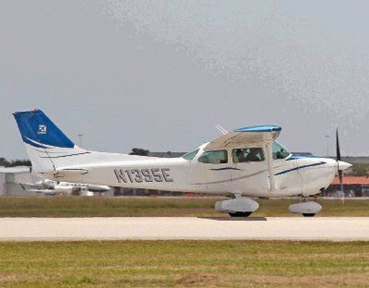 Winner of airplane raffle announced at 1940 Air Terminal Museum