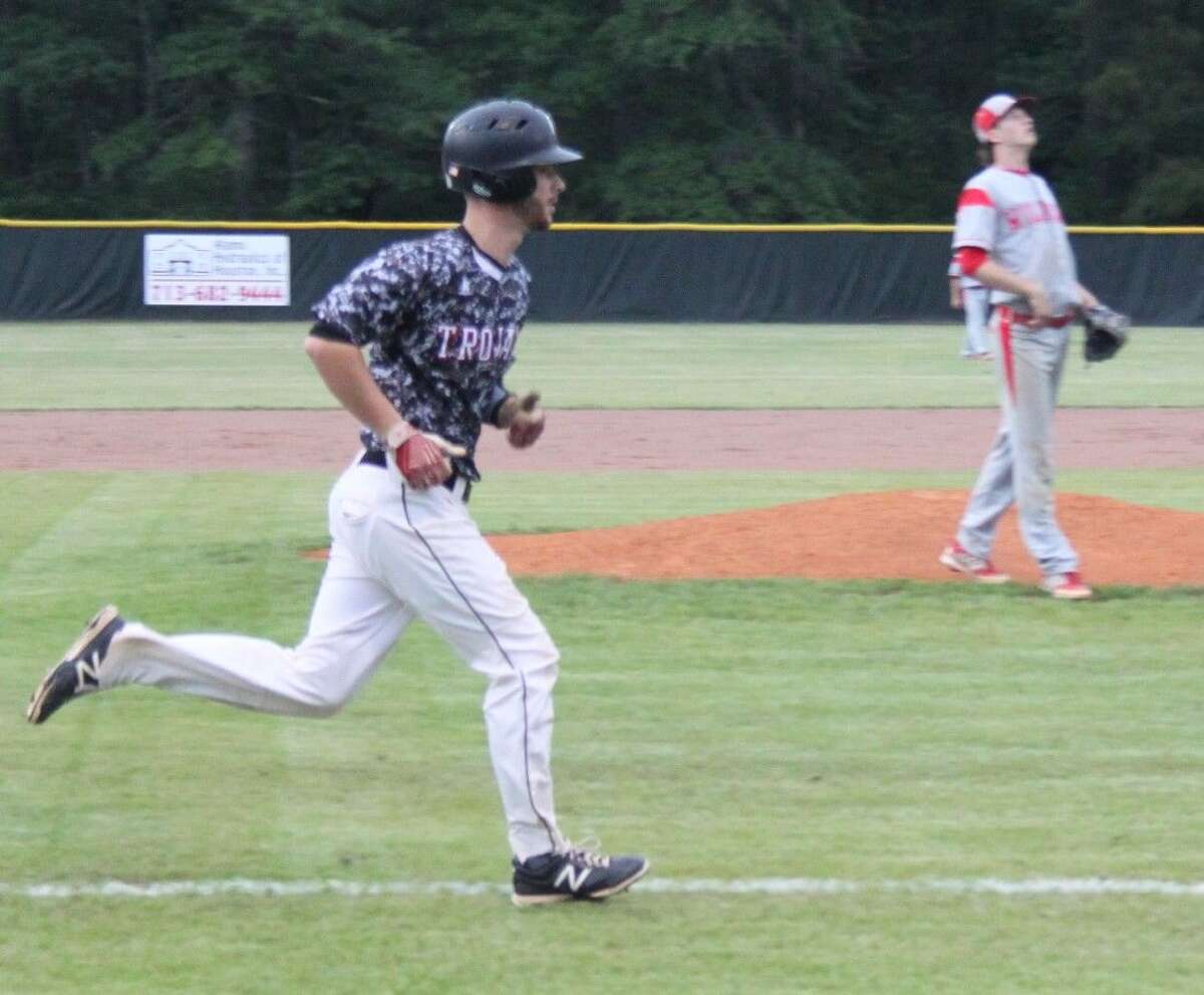 Splendora Wildcats win in comeback victory over Trojans, 5-4