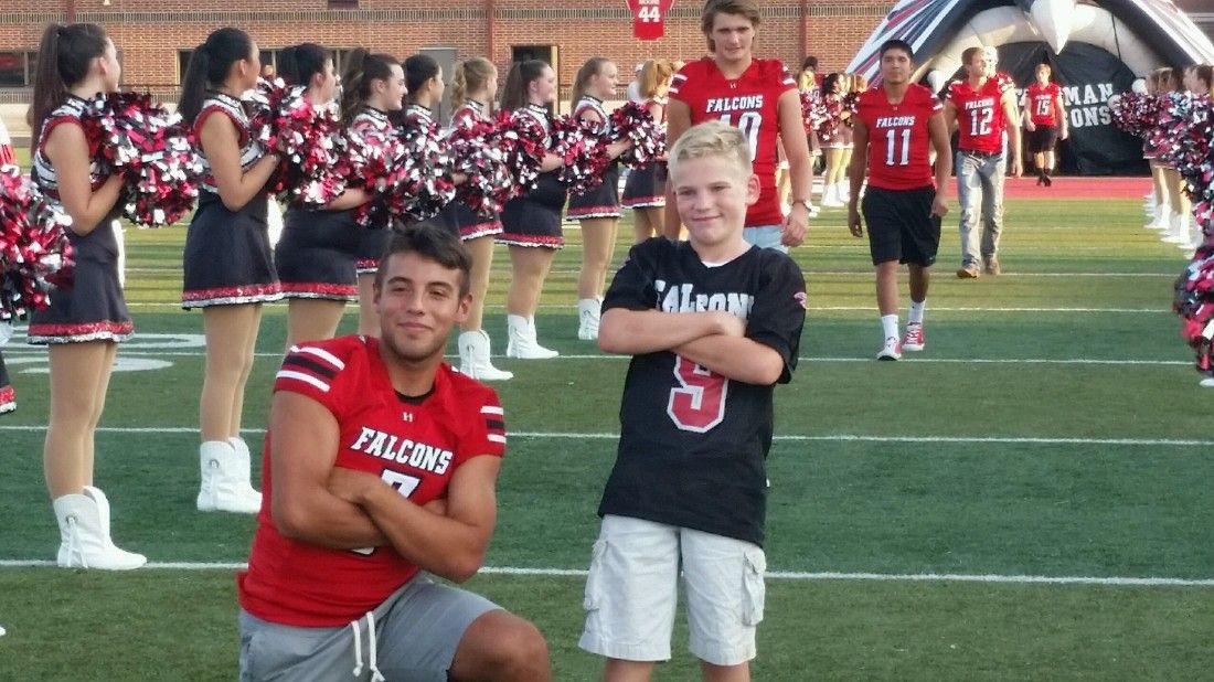 Huffman organizations honored at Meet the Falcons