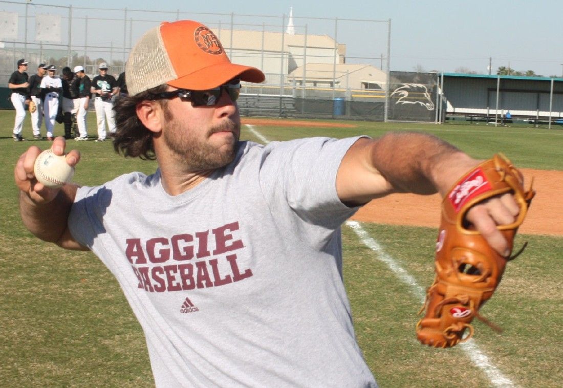 Hicks turns 30 as he bids adieu to injury-plagued season