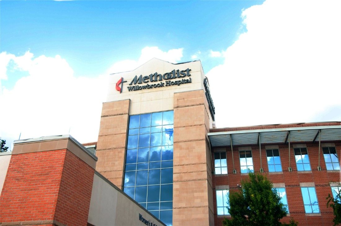 Houston Methodist Willowbrook Hospital highlights breast cancer awareness