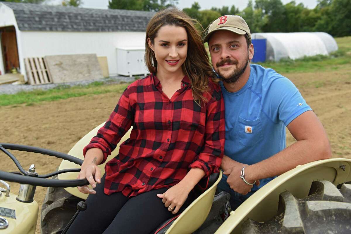 Ex-restaurant pros flee kitchen for peace of farm